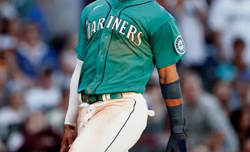 Seattle Mariners bullpen trade Rumors Openly Polarize Reunion With Fan ...